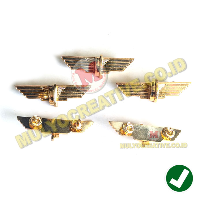 Wing Masinis Tanpa Bintang Tingkat Pertama Jabatan Asisten Masinis ...