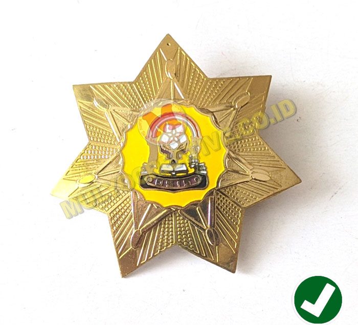 Pin Bross OSIS Bentuk Bintang – Bross Pengurus OSIS Sekolah | pesan pin ...