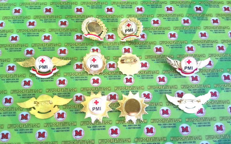 Lencana Pin Logo PMI | Emblem Logo Organisasi Palang Merah Indonesia ...